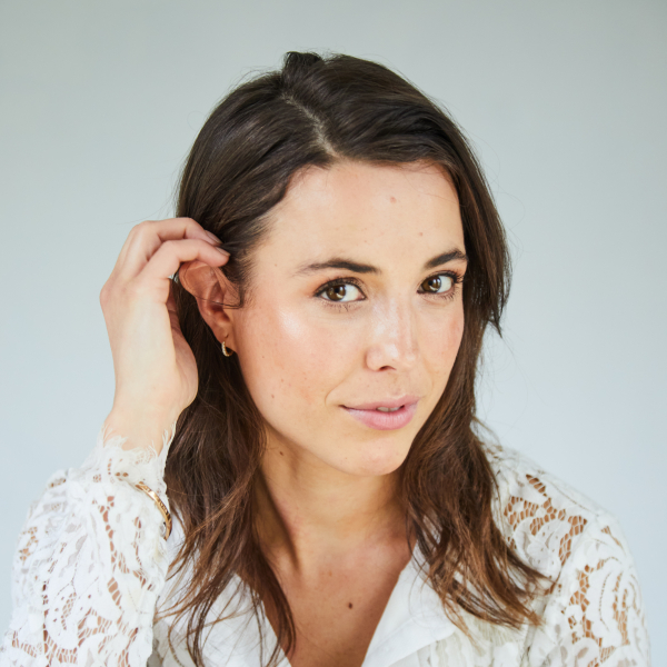 Book Actors, Models, Influencers, Photographers & More - The Right Fit