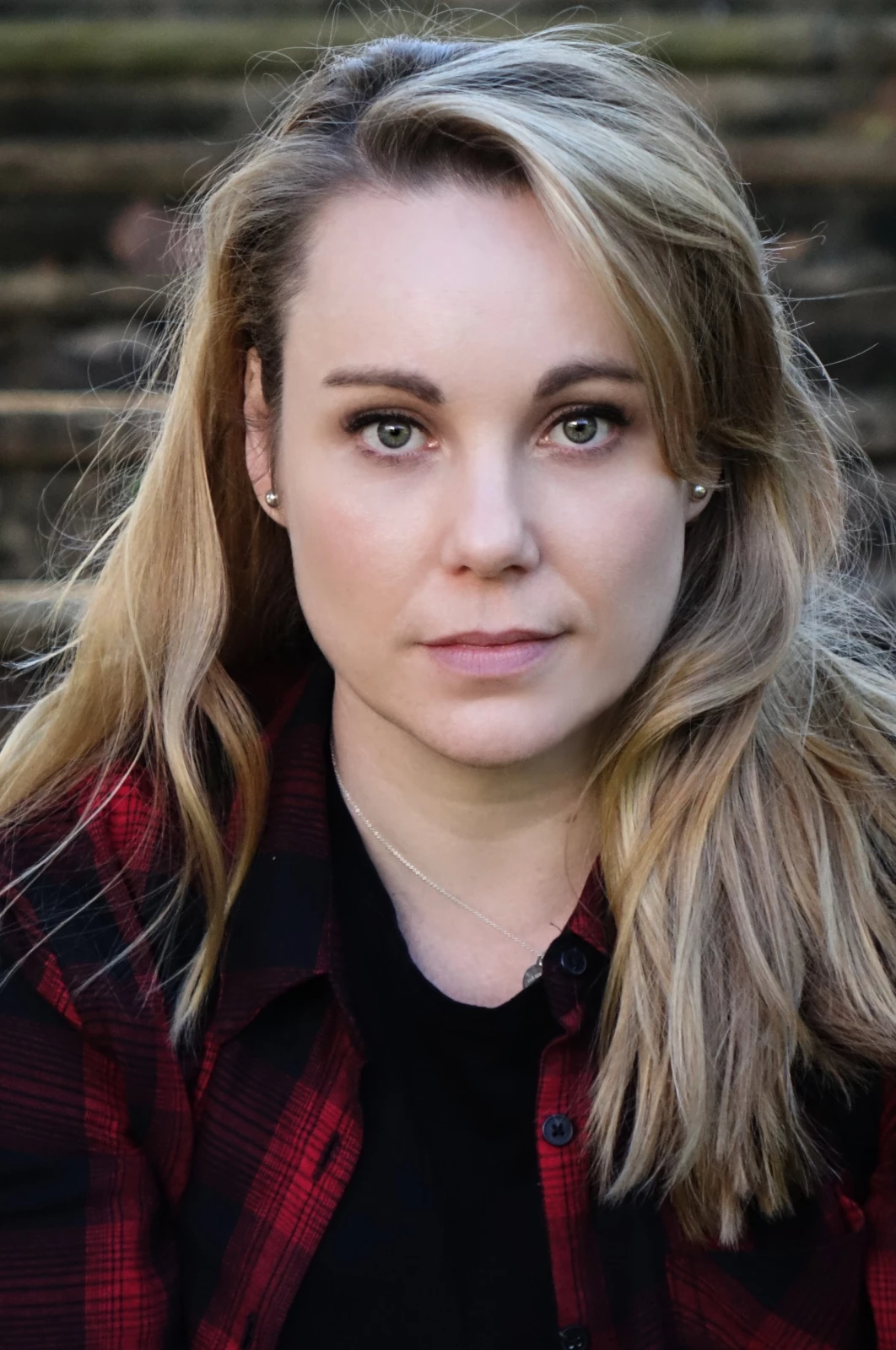 Tara J Actor Therightfit
