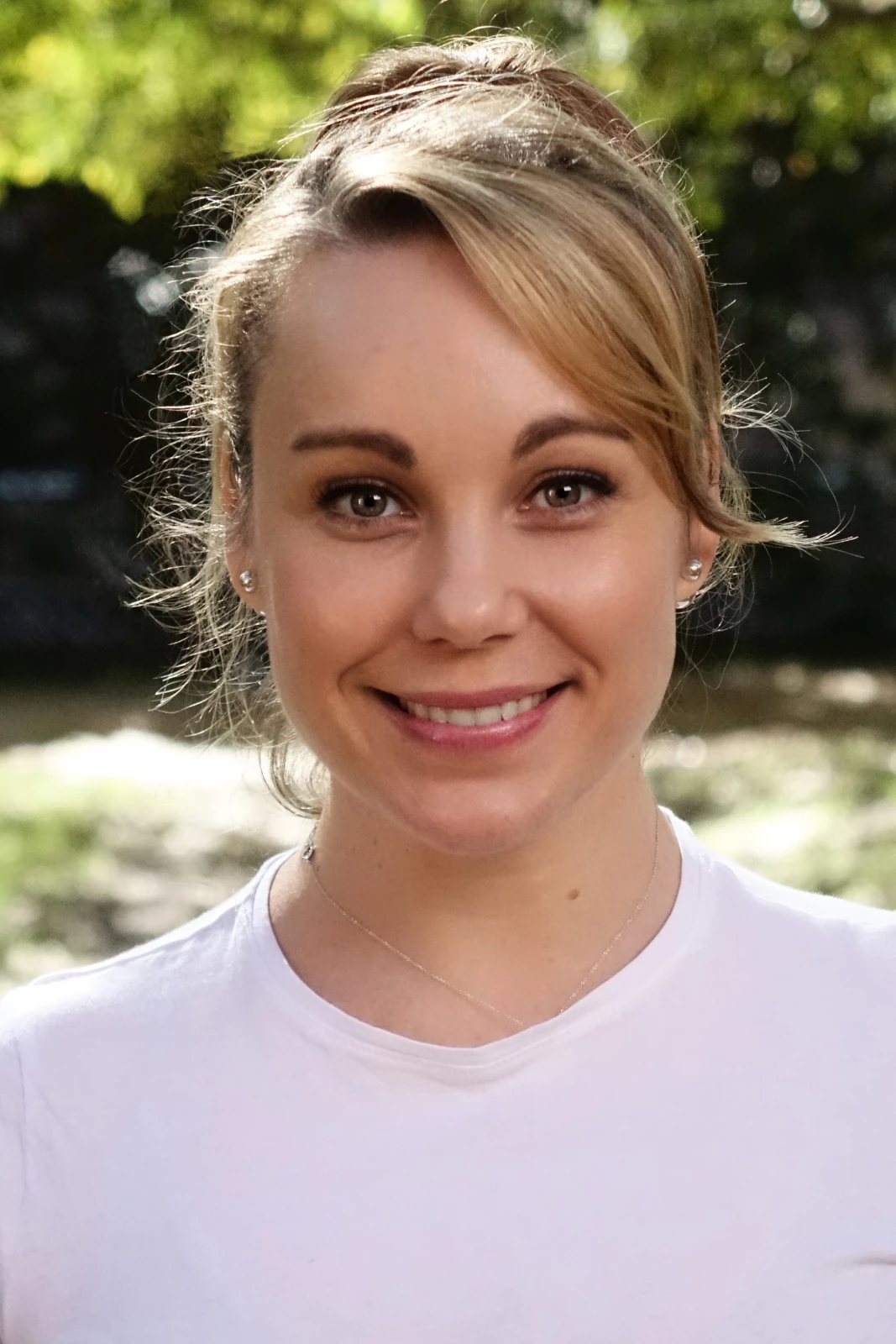 Tara J Actor Therightfit